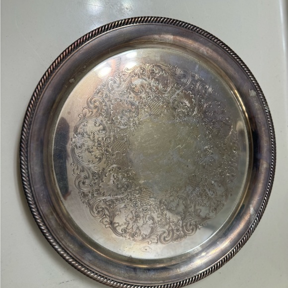 Dining | Round Tray Vintage Antique Castleton International Silver ...